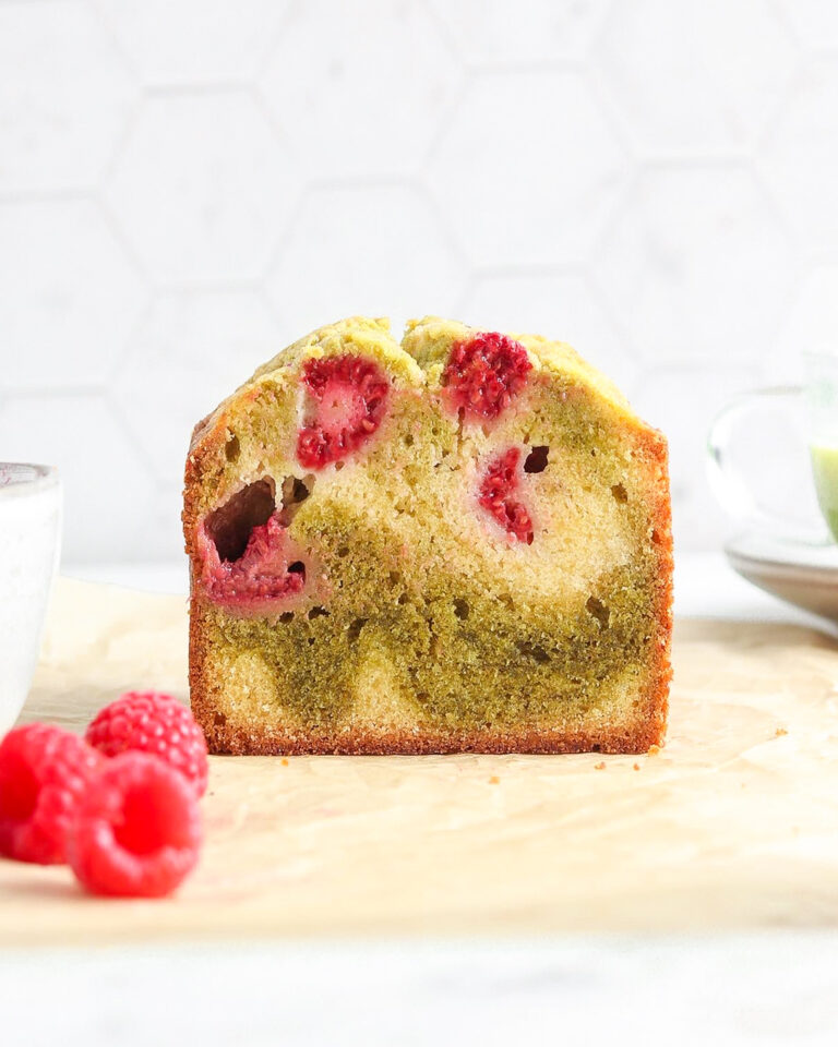 Matcha Raspberry Swirl Pound Cake | easygayoven