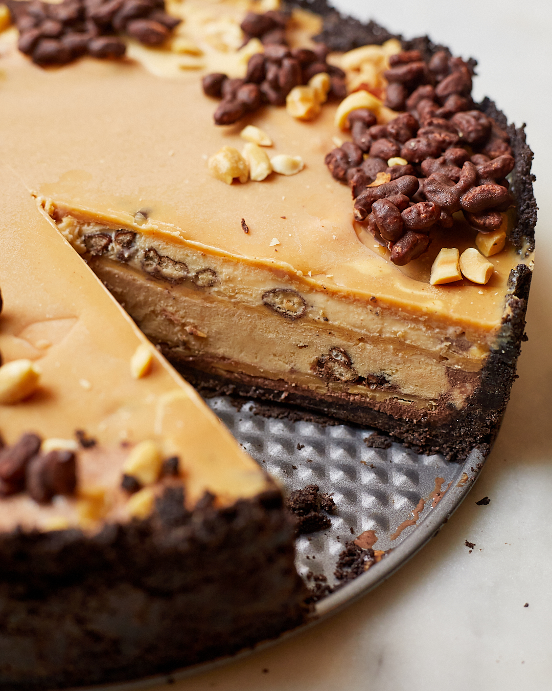 Peanut Butter Ice Cream Pie with "Magic Shell" | easygayoven